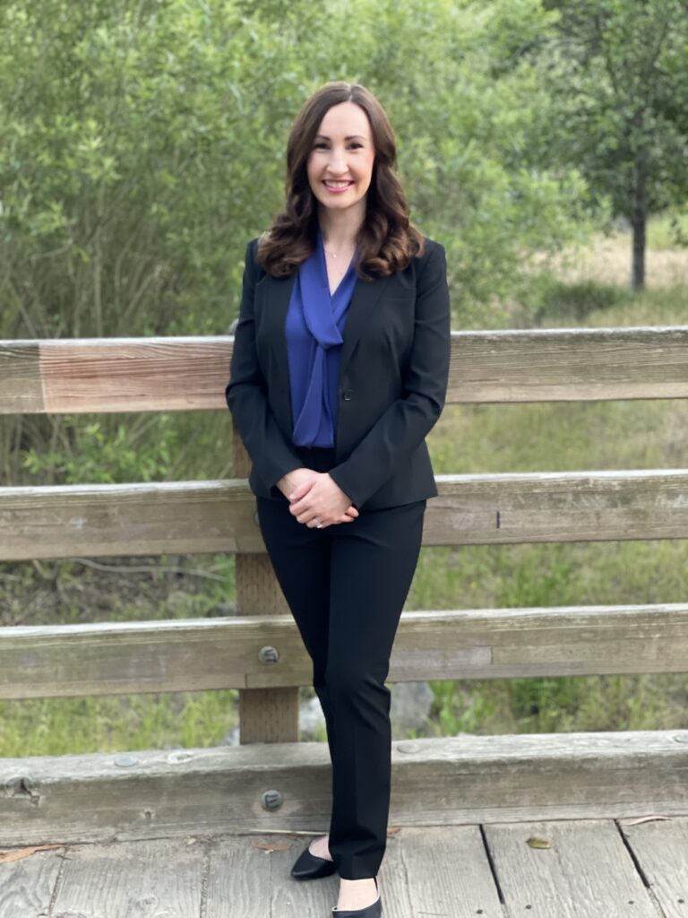 HANNAH BUTLER – Social Growth Center